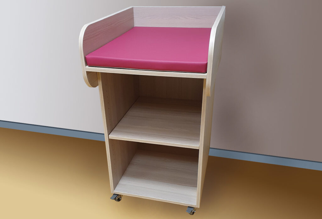 Meuble de change compact